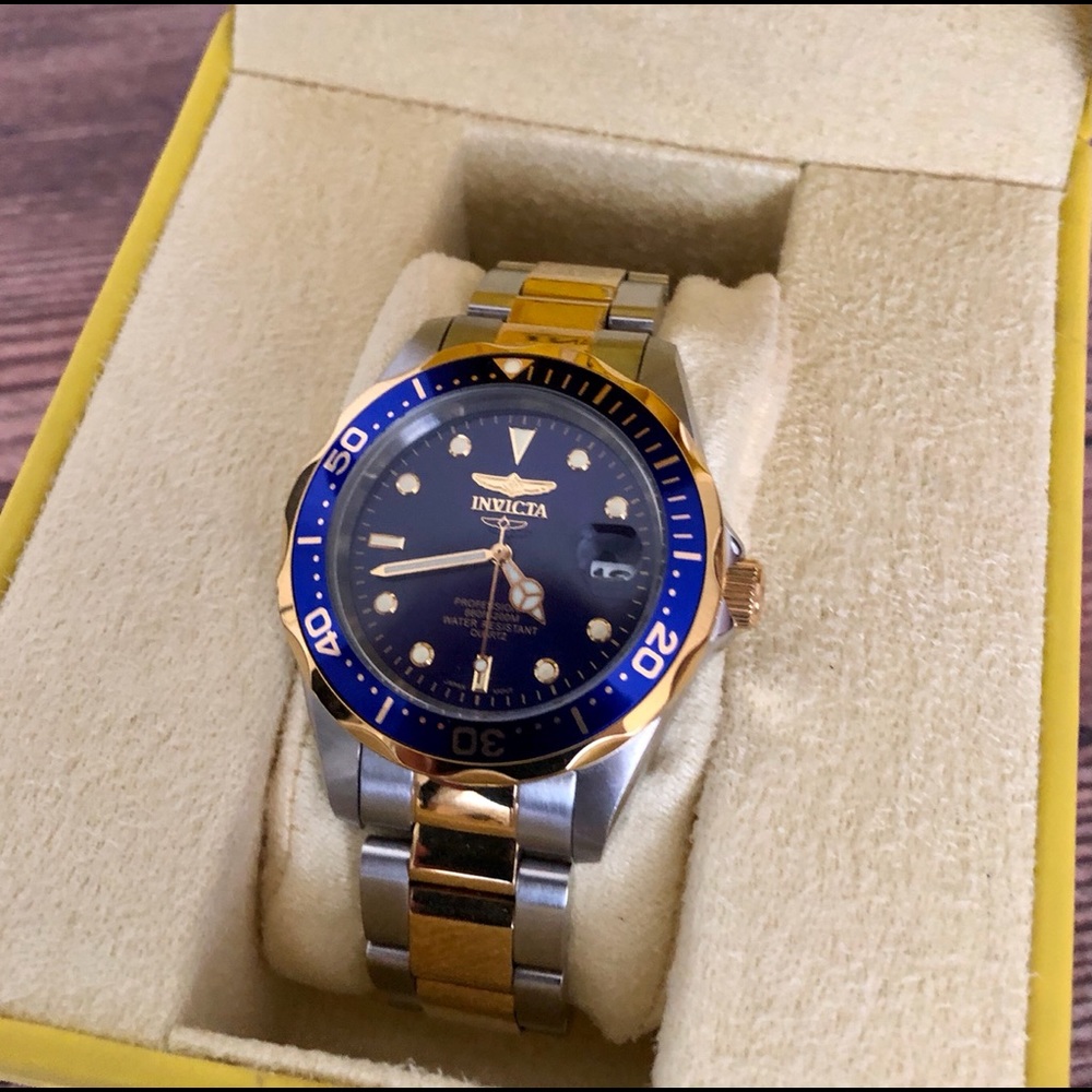 Invicta Professional 660ft - 200m Men’s Watch - Gem